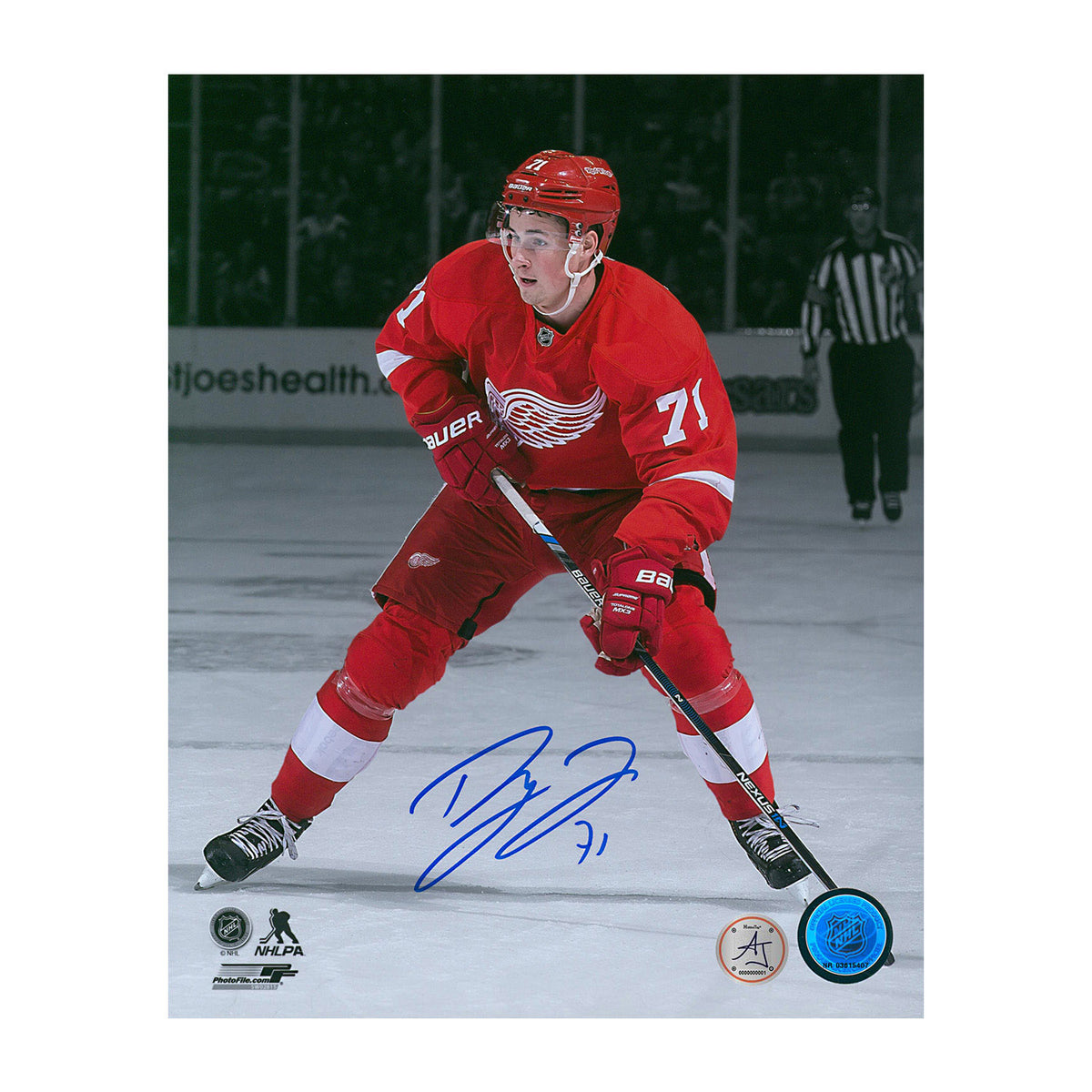 AJ Sports | Dylan Larkin Detroit Red Wings Autographed Rookie Action ...