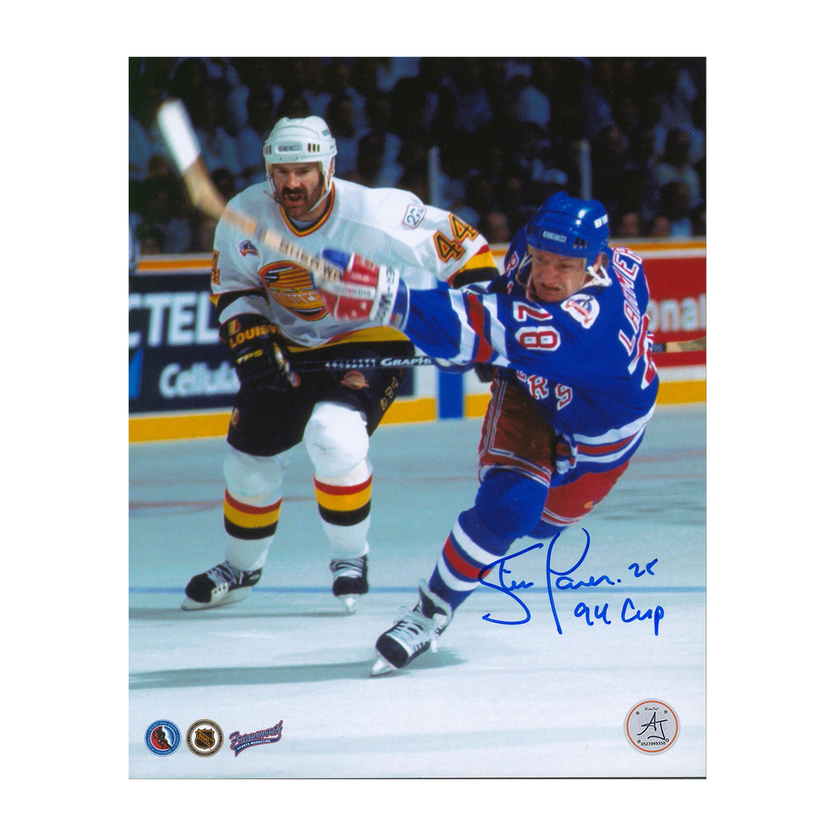 AJ Sports | Steve Larmer Signed New York Rangers Shooting 8x10 Photo
