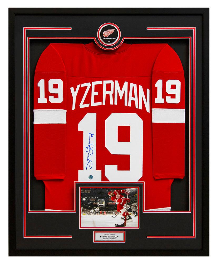Autographed Jersey Frames – AJ Sports
